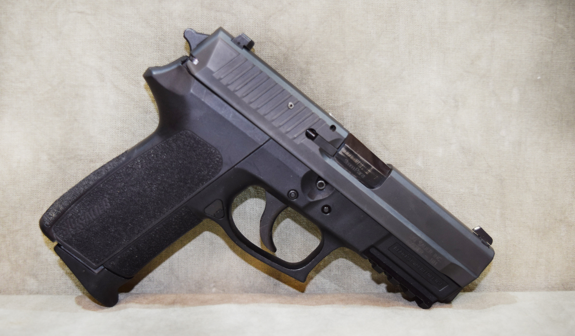 SIG SAUER~SP2022~9mm Luger | Bass Pro Shops